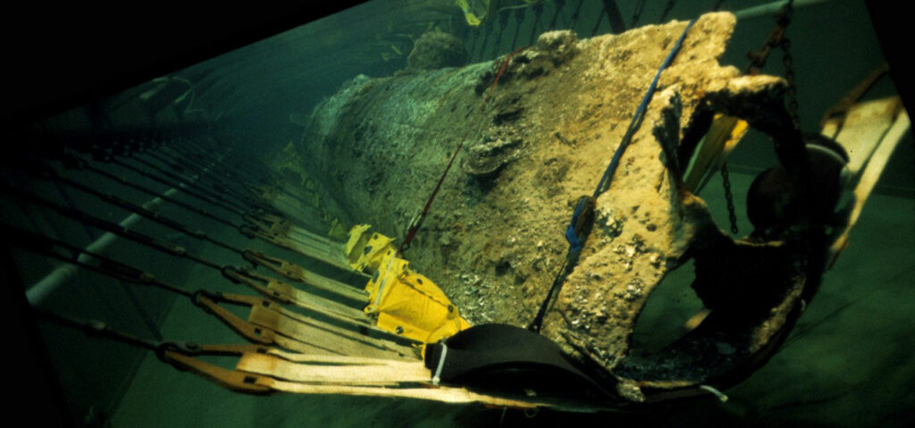 History's 10 Greatest Wrecks... - RMS Titanic - Archaeology Magazine