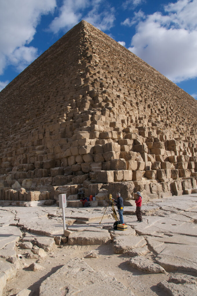 Secrets of the Seven Wonders - Great Pyramid of Giza - Archaeology ...