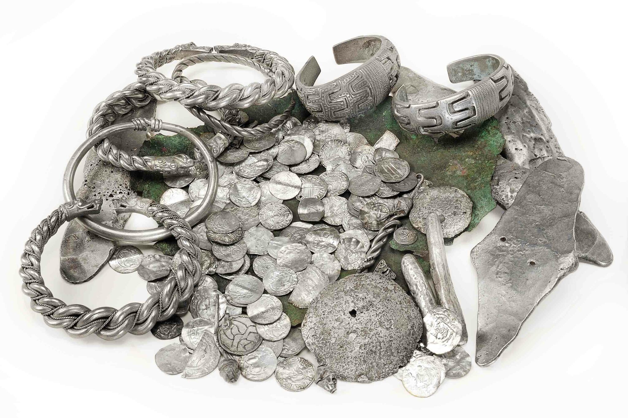 Features - Hoards of the Vikings - Archaeology Magazine - January ...