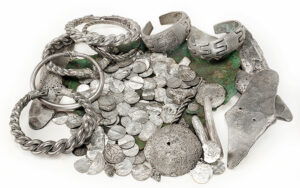 News - One of the Greatest Hoards in Iron Age Britain Revealed ...