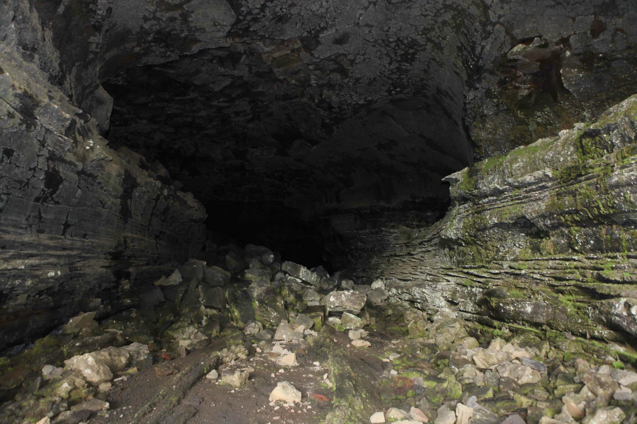Features - The Wall at the End of the Empire - Archaeology Magazine ...