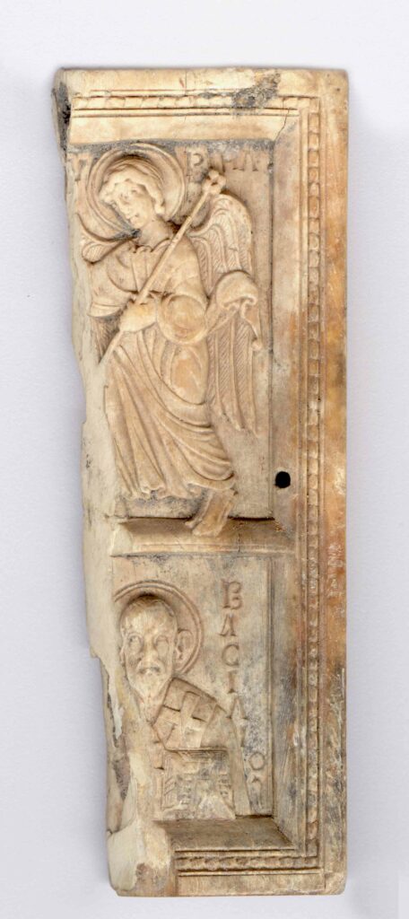 Features - Reading the White Shaman Mural - Archaeology Magazine ...