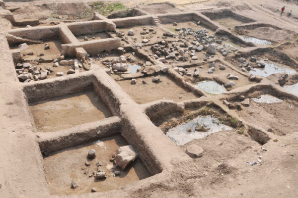 Features - Egypt's Eternal City - Archaeology Magazine - March/April 2019