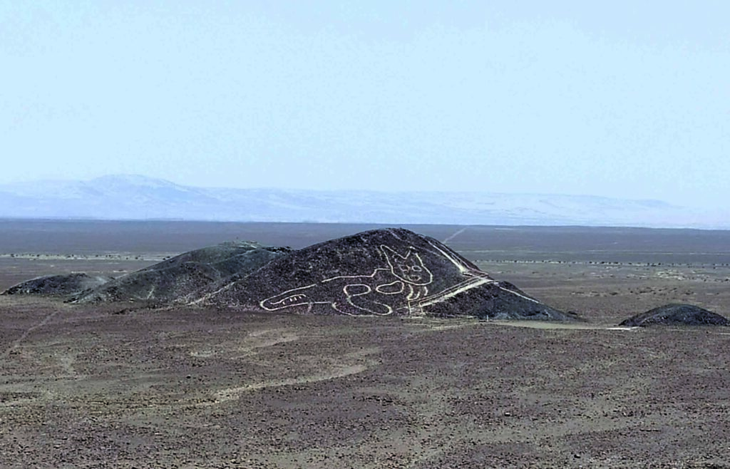 News - More Than 300 Geoglyphs Discovered in Peru - Archaeology Magazine