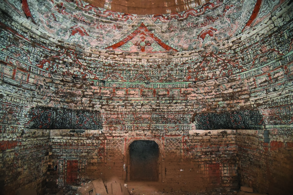 Digs & Discoveries - A Family's Final Resting Place - Archaeology ...