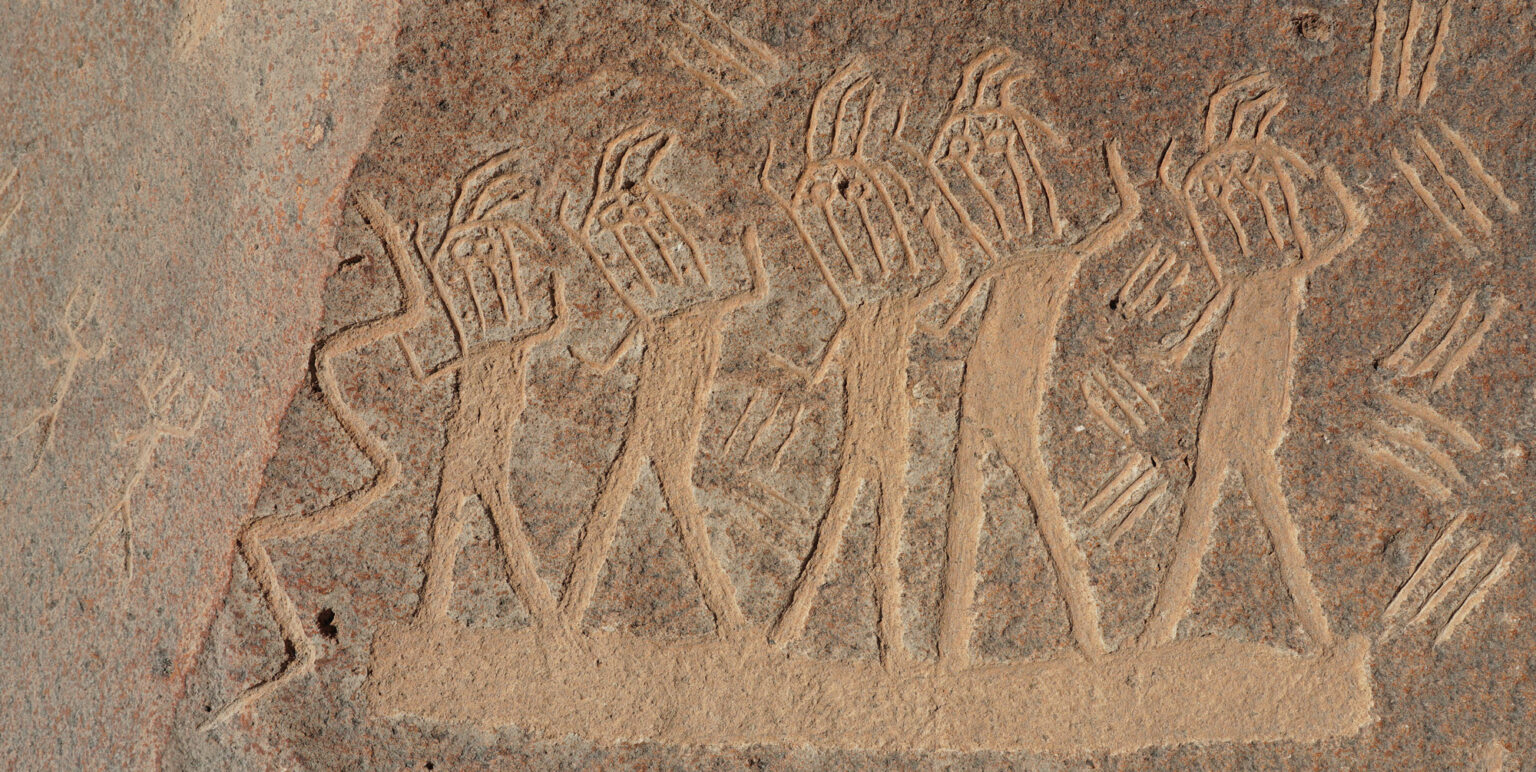 Features - Reading the White Shaman Mural - Archaeology Magazine ...