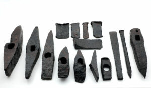 News - 2,000-Year-Old Stonemason's Tools Discovered in Romanian Quarry ...