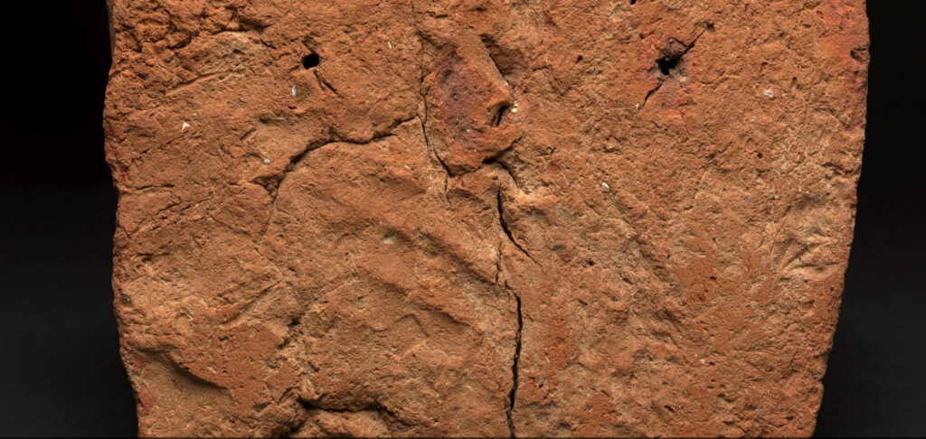News - Egyptian Clay Artifact Preserves 4,000-Year-Old Handprint ...