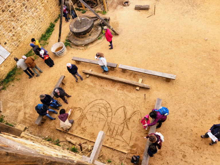 Features - How to Build a Medieval Castle - Archaeology Magazine ...